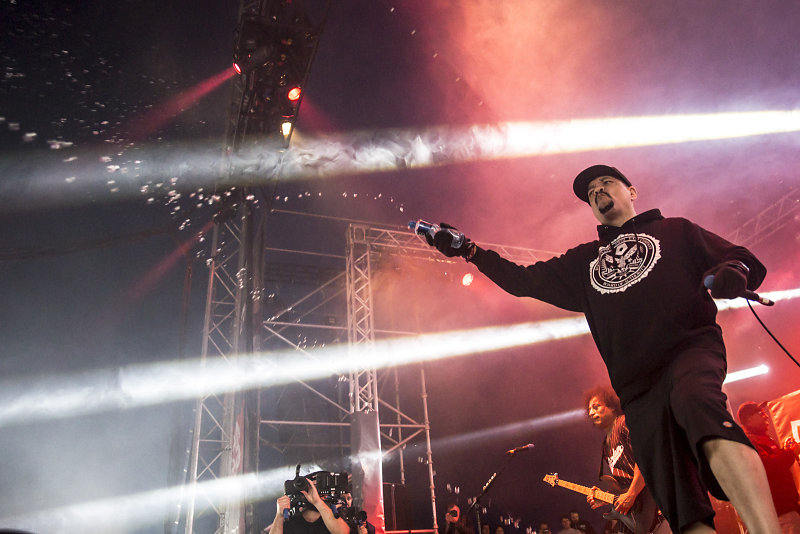 Ice T-Body count-rapper-famous-rock-download-action-action photographer ...